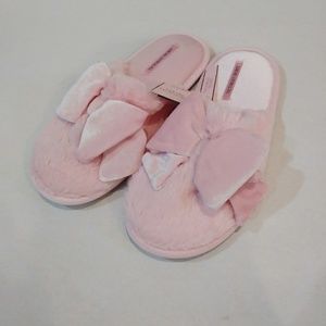 Victoria's Secret Shoes | Fuzzy Purple Slippers | Poshmark